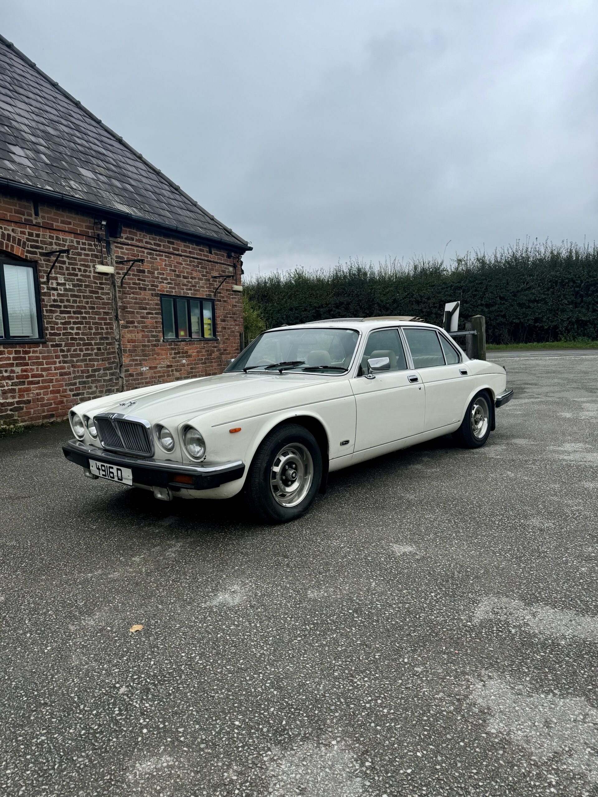 1979 Jaguar 4.2 XJ6 Auto - Decent running project with great ...